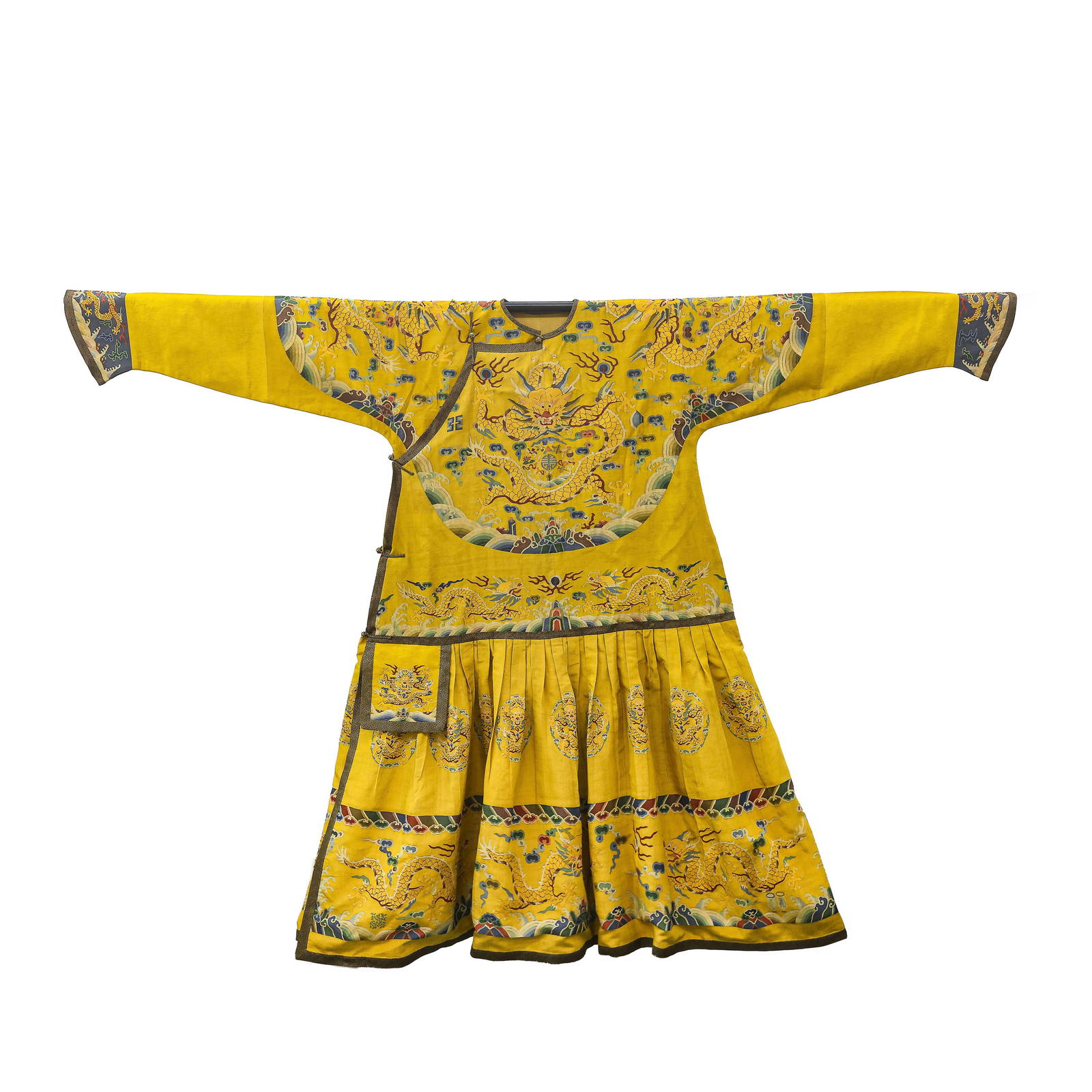 Chinese Qing Dynasty Tapestry Dragon Robe Auction