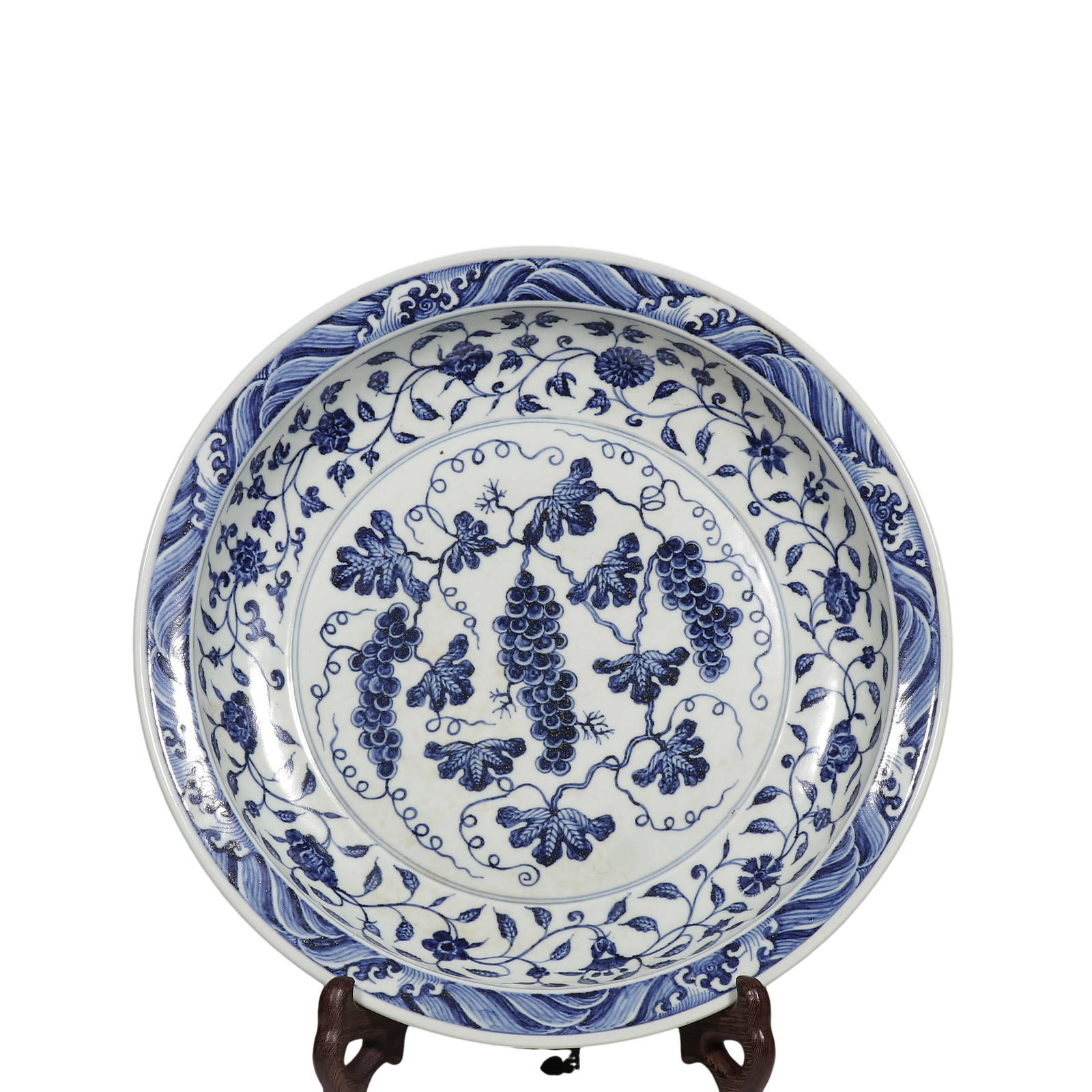 Chinese Ming Dynasty Blue And White Grape Pattern Fold Along The Plate ...