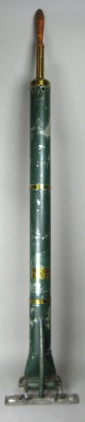 135: 1910 Alca Pump Tin Vacuum Cleaner Sweeper