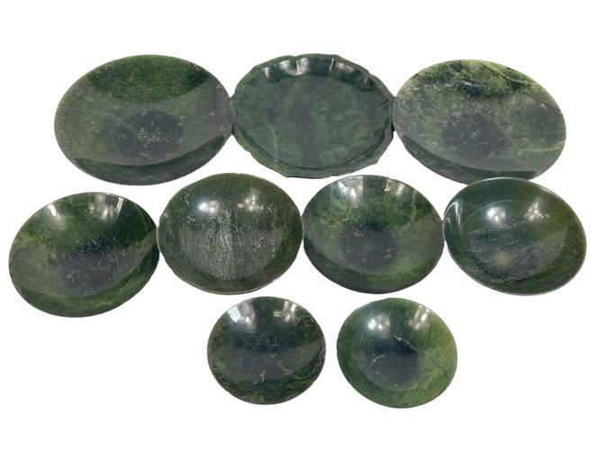 A set of chinese green jade bowl - Jun 18, 2022 | J&L Unity in CA