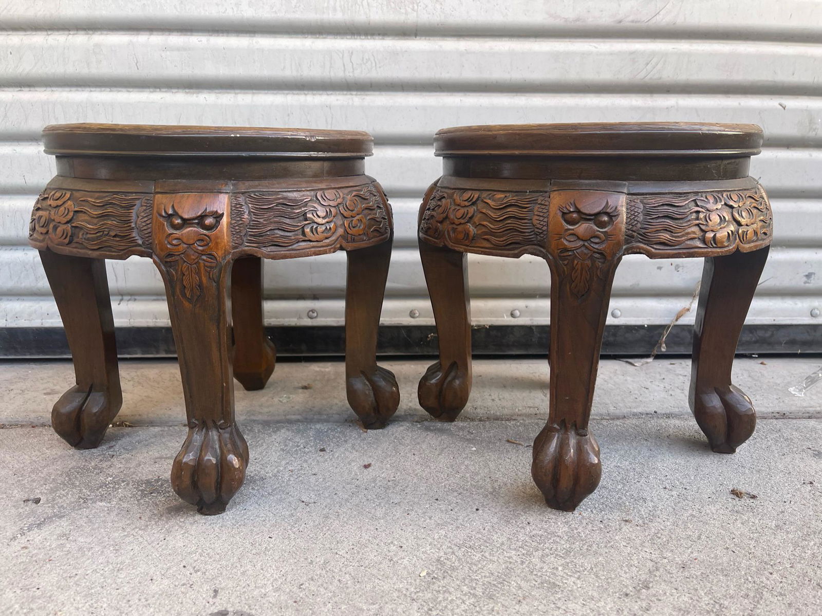 A pair of chinese dragon theme stool - Nov 05, 2022 | Alive in CA