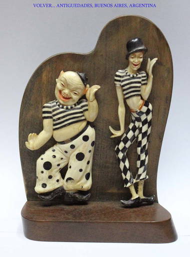 Grotesque Bone Men Mannered Figures