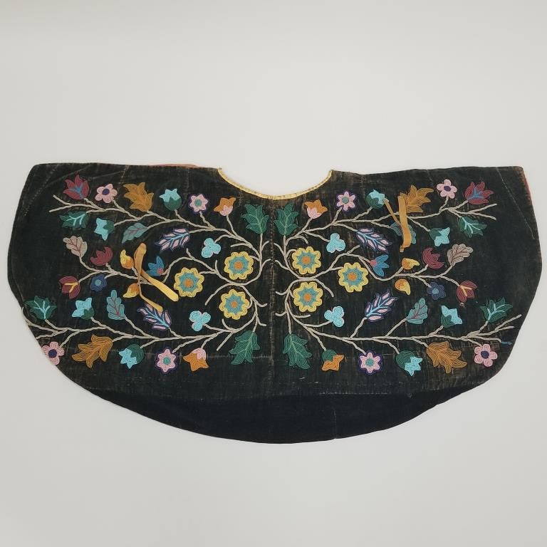 Antique Native American Beaded Cape W/ Floral Motif- 42" X 22" Auction