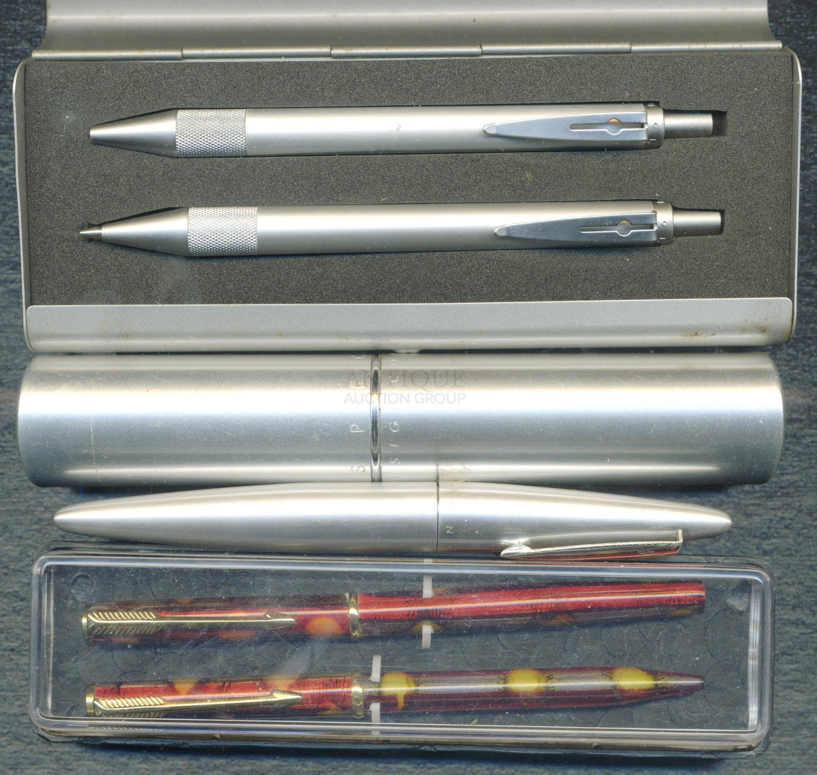 Three Pens & Two Fountain Pen (5)