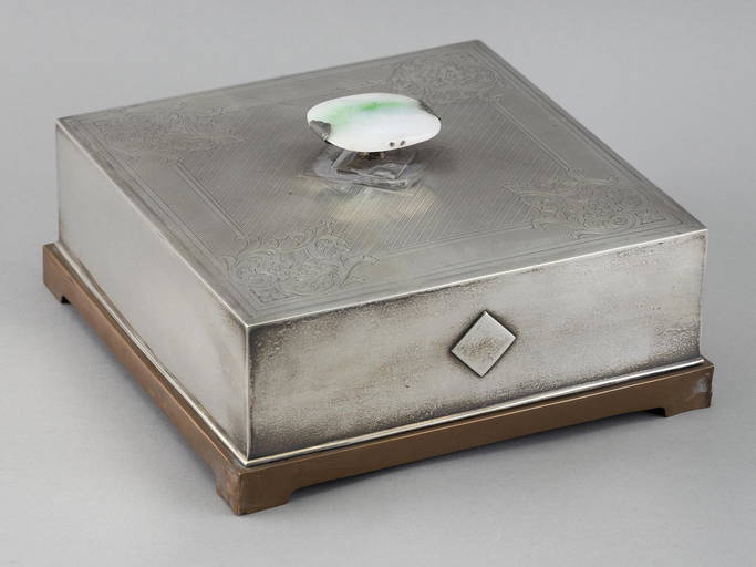 SWEETSER CO. STERLING SILVER AND COPPER BOX WITH JADE KNOB New York ...