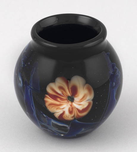 JOSH SIMPSON INHABITED BLUE MEGA PLANET GLASS VASE Dated 1980 Height 4 ...