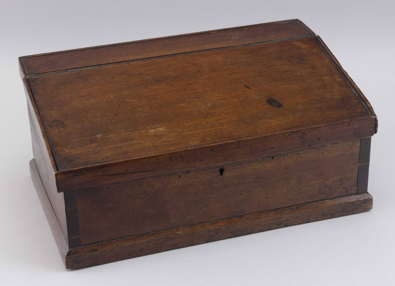 Two Slant-lid Boxes And A Trencher 19th Century Heights 8î And 6î. Auction