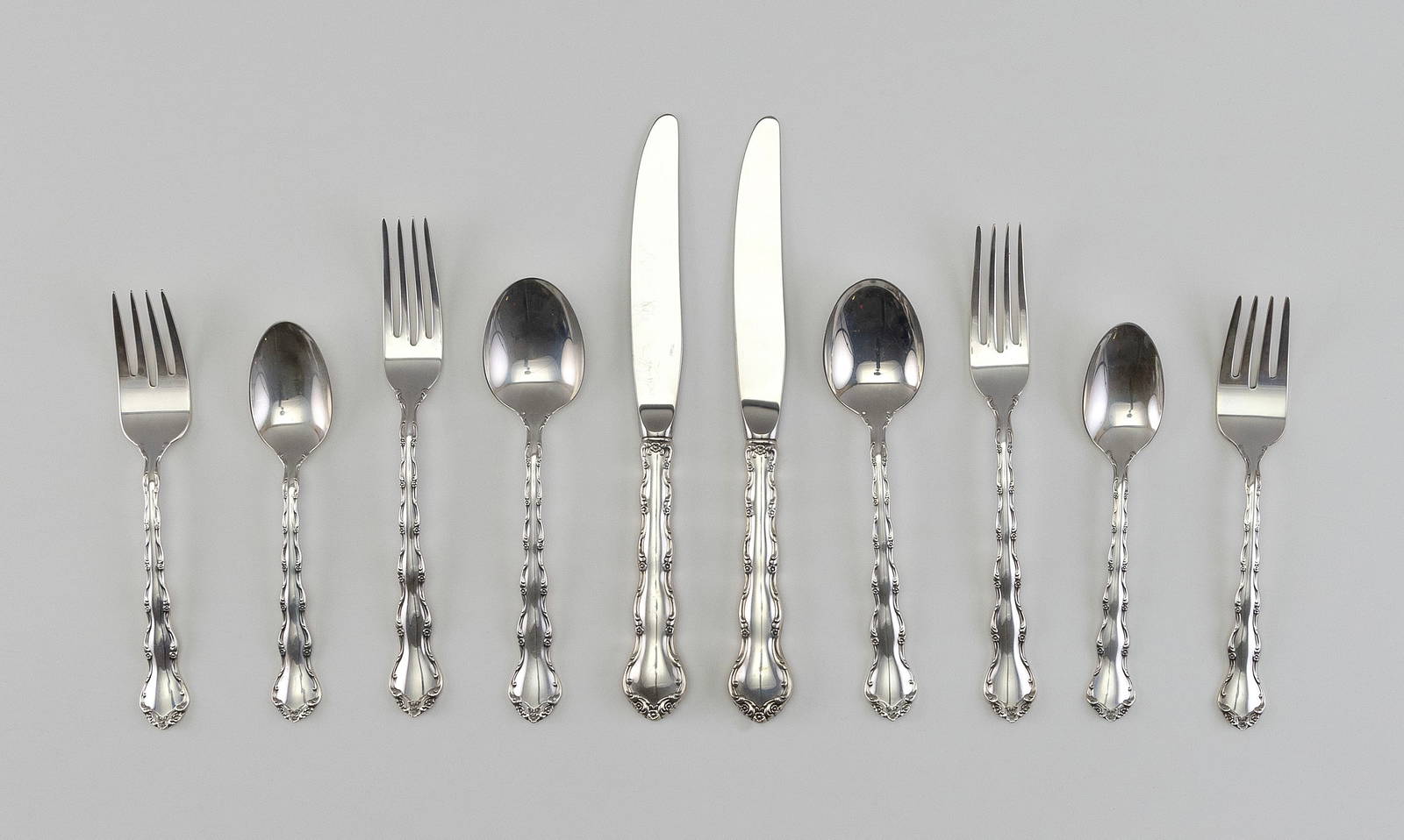Reed & Barton "tara" Sterling Silver Flatware Service For Eight ...