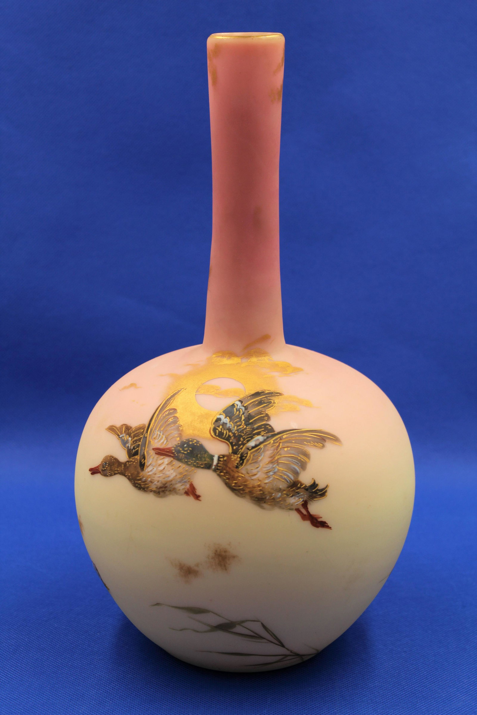 Mt. Washington Glass Guba Duck Large Burmese Vase