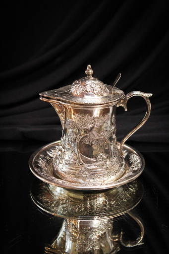 S. Kirk & Sons Repousse Sterling Syrup & Underplate - Dec 11, 2022 ...