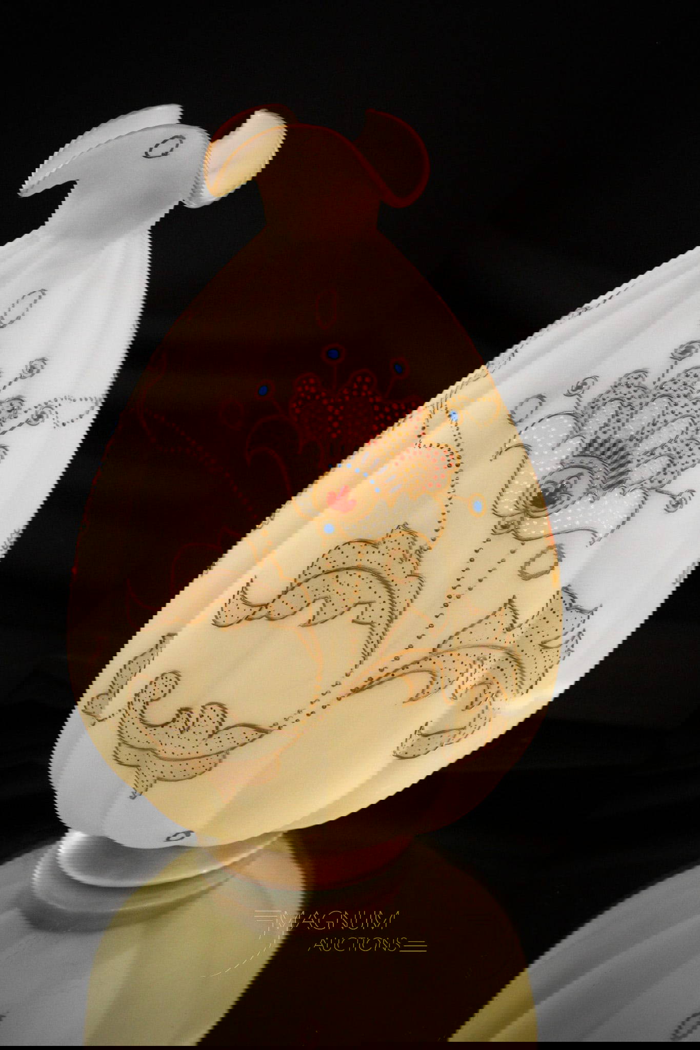 Mt. Washington Victorian Crown Milano Vase Auction