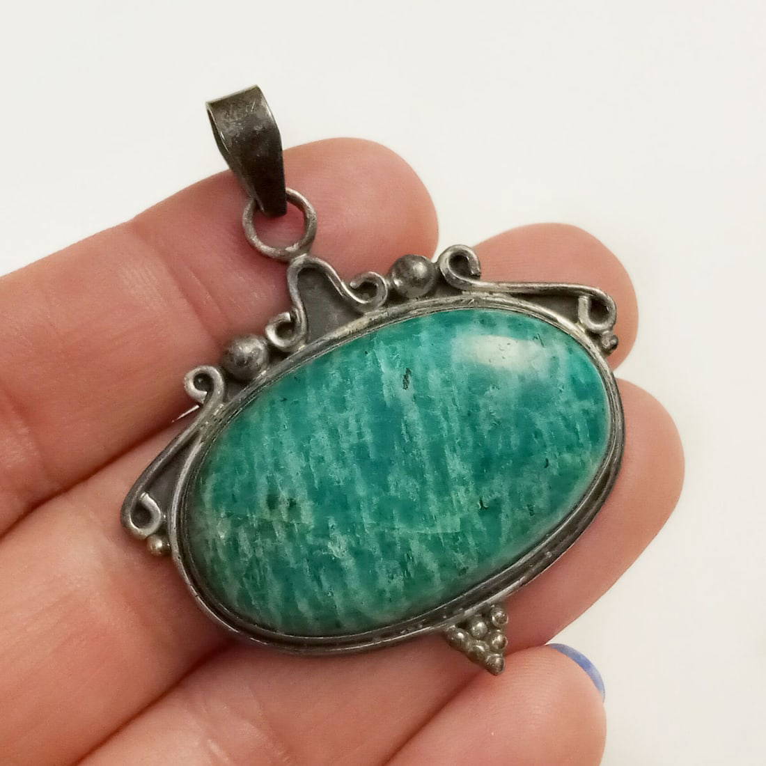 Vintage Sterling Silver Oval Green Stone Cab Pendant Auction