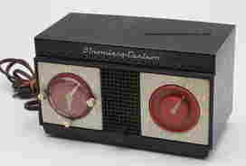 MULLARD: High top black Bakelite radio with white grill - Feb 03, 2014 ...