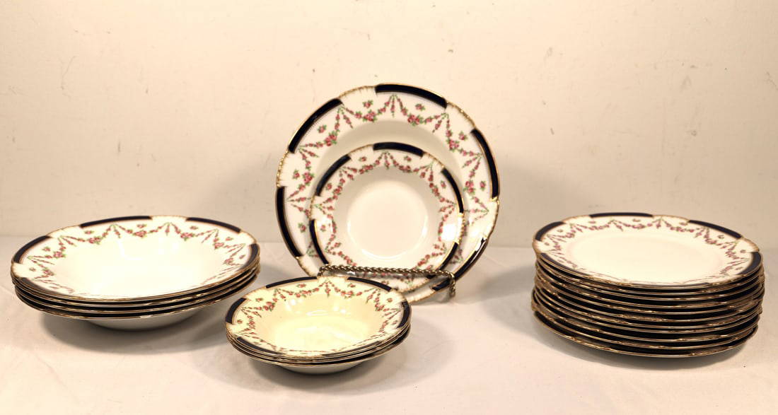 Cilman Collamore & Sons, China Dishes Auction