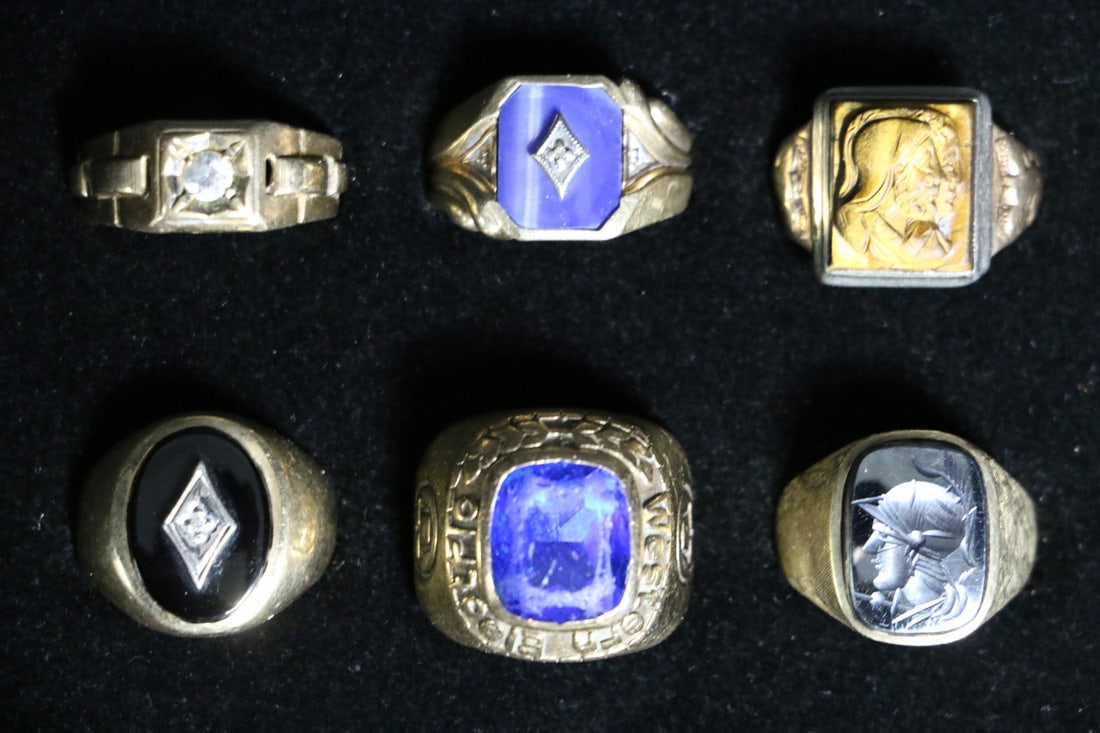 10 Karat Gold Rings Auction