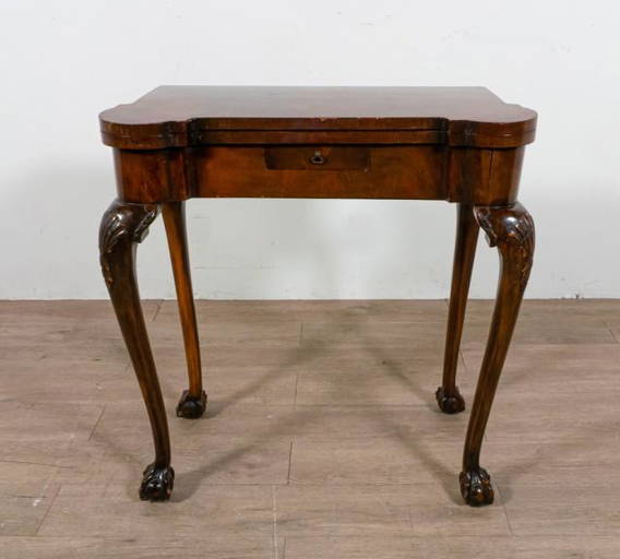 English Chippendale Game Table (#0247) on Dec 02, 2021 | Willow Auction ...