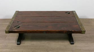 ANTIQUE SHIP HATCH COVER TABLE - Oct 15, 2017 | Americana Auctions in MA