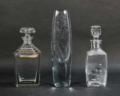 Atlantis Crystal Decanter & Crystal Vase