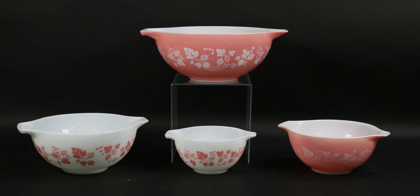 Pyrex ~ Online Auction