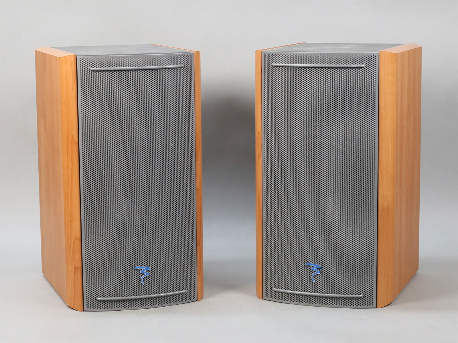 Pair Of Jm Lab Cobalt 806s Speakers Auction