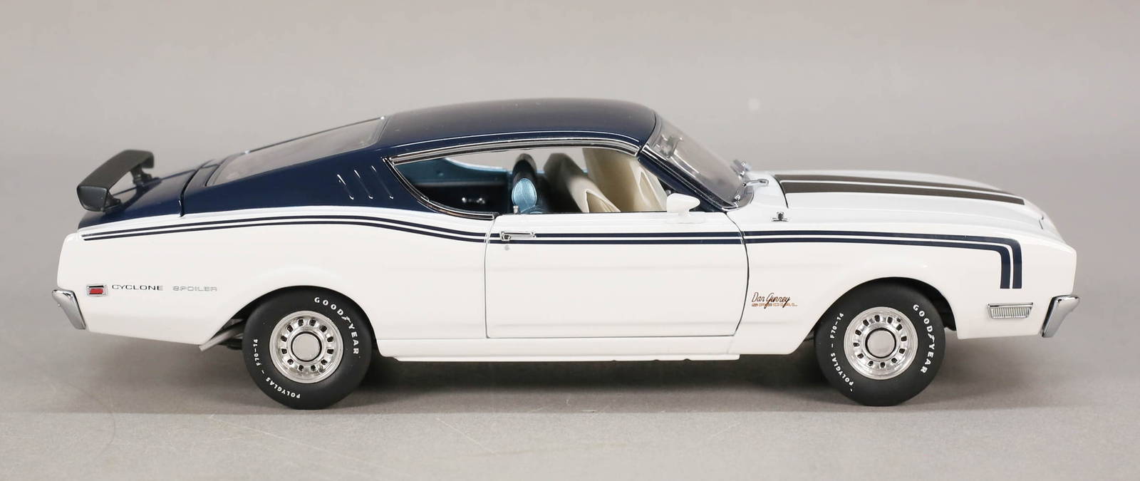 Dan Gurney Special 1969 Mercury Cyclone 1/24 - Gmp Auction