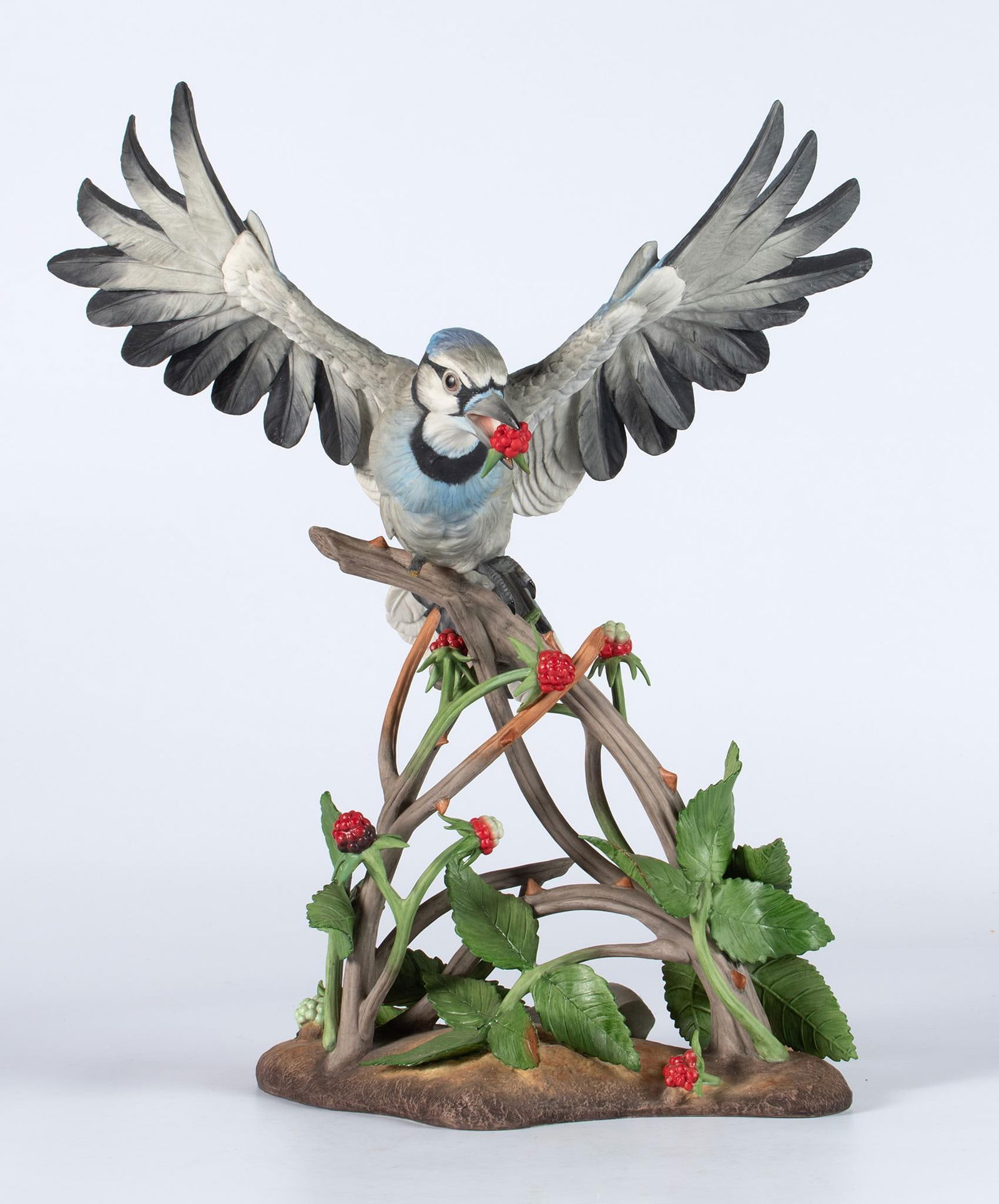 Boehm Ornithology Porcelain Sculpture Of A Blue Jay Auction