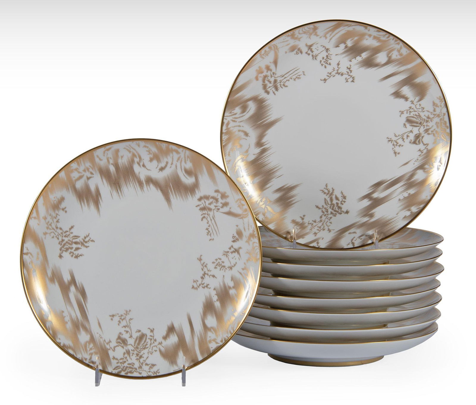 9 Hermes Voyage En Ikat White And Gold Dinner Plates Auction
