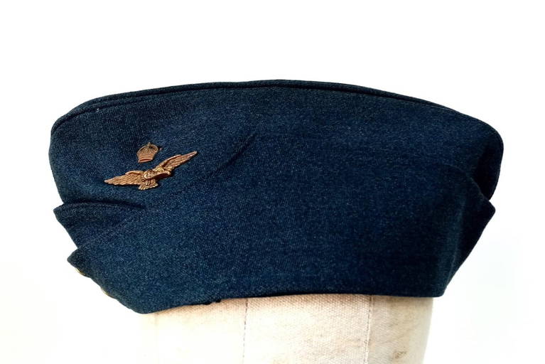 Ww2 British Raf Pilot Officers Side Cap.