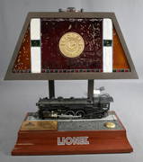 Lionel Train Animated Hudson 700E Locomotive Table Lamp Lights Motion ...