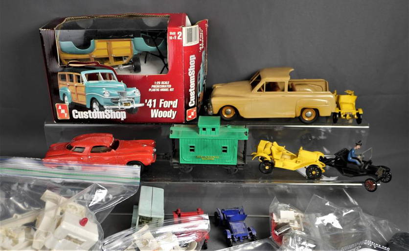Vintage Car Plastic Models/ Kits