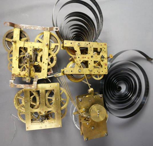 Group Of 4 Vintage Clock Movements