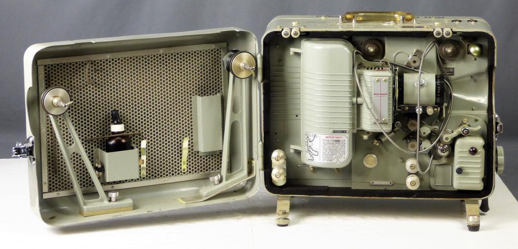 Us Army 16mm Sound Movie Projector Aq 2a