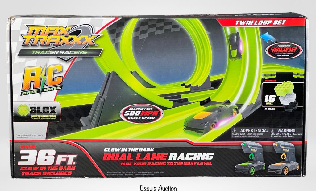 Max Traxxx Dual Lane Car Racing Set - Mar 21, 2023 | Esquis Auctions in IL