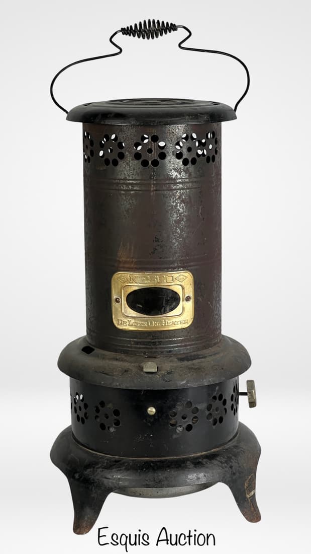 Antique Nesco Deluxe Oil Heater Auction