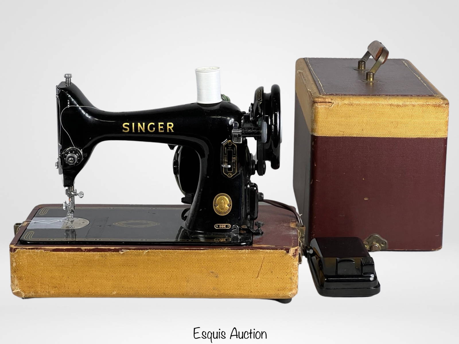 Vintage Singer Model 99k Sewing Machine In Case Auction
