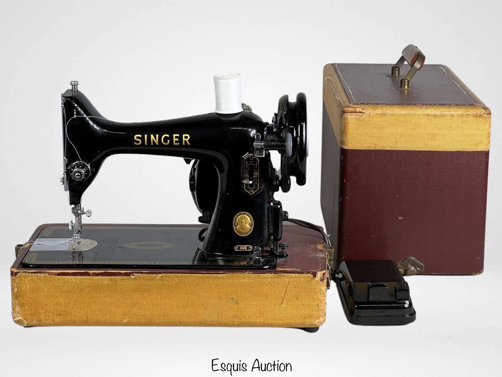 Vintage Singer Model 99k Sewing Machine In Case Auction