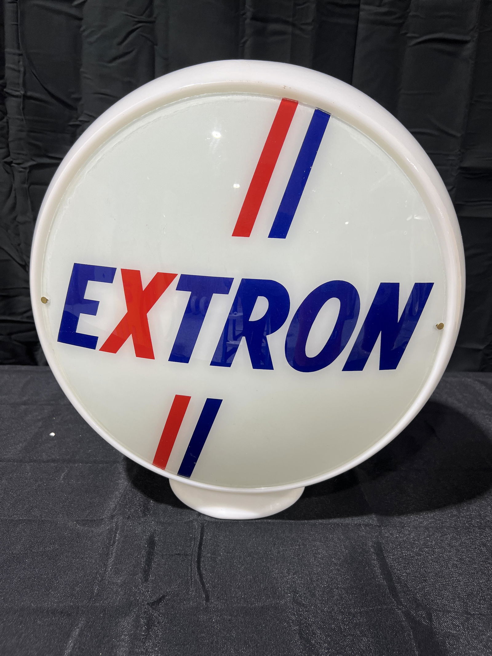 Extron Complete 13.5" Gas Pump Globe On Glass Body