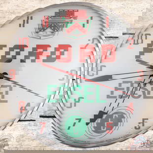 Glass Collectibles for Sale at Auction