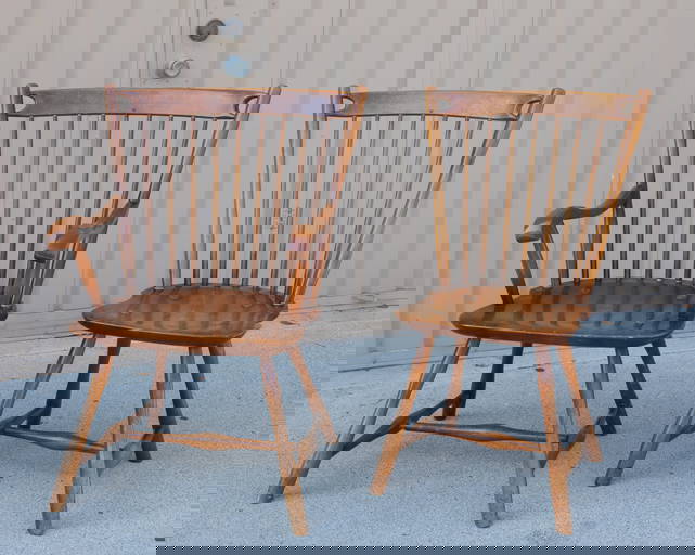 Set Of 2 Sprague Carleton Hard Rock Maple Wood Windsor In Different Size