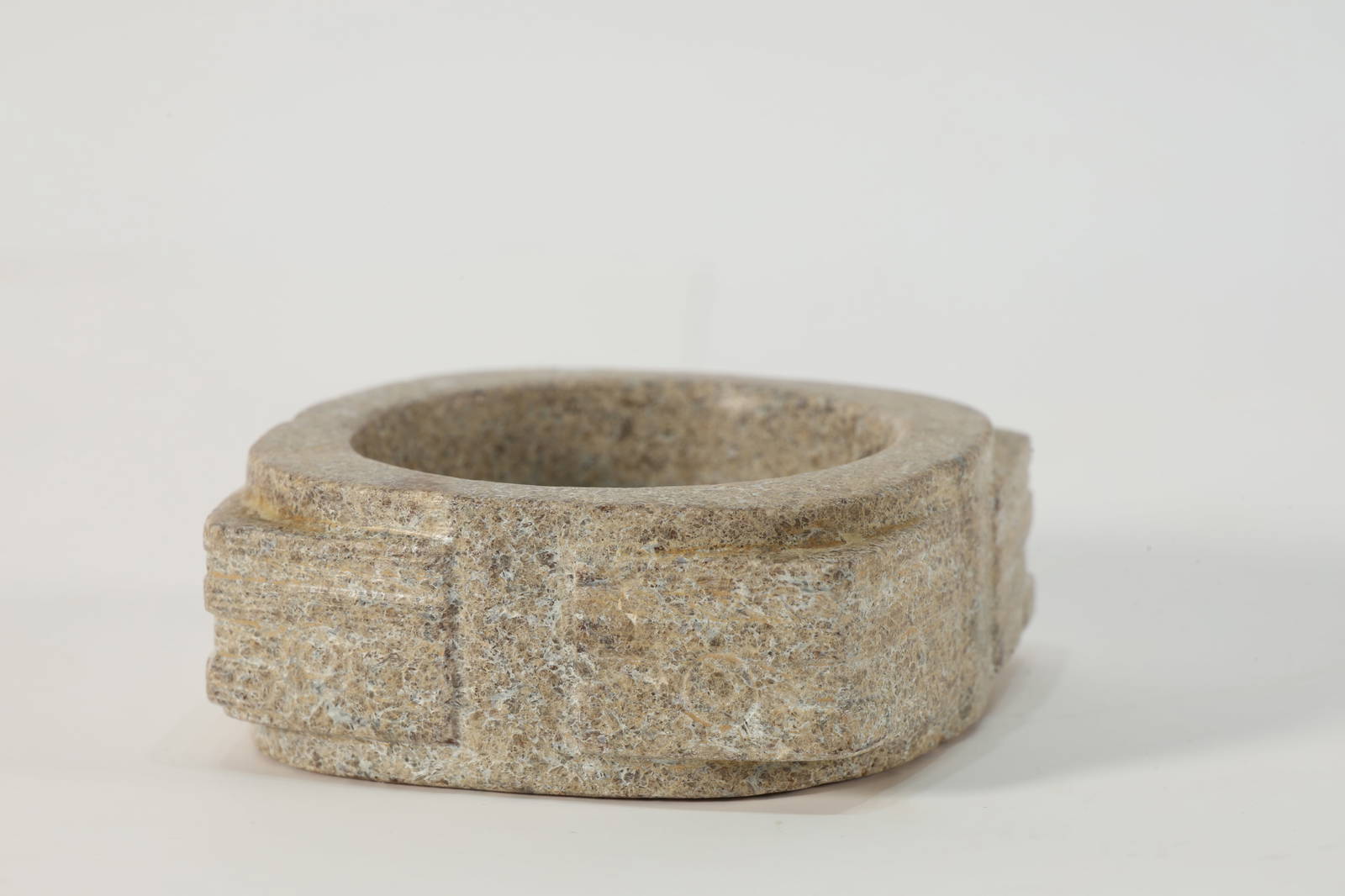 Jade Carved Beast Face Pattern Cong Auction