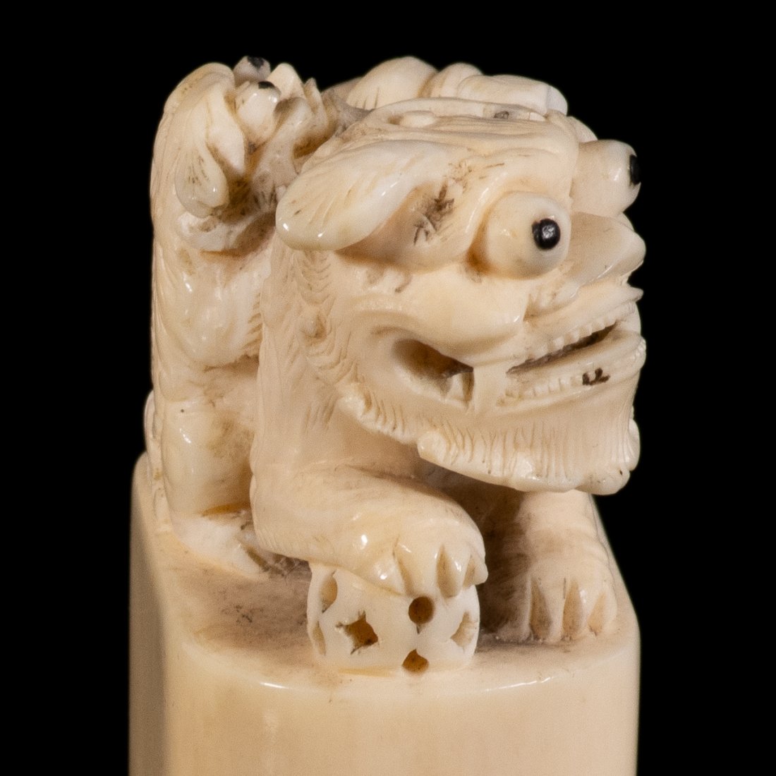 Chinese Foo Dog Sculpture Netsuke Good for Export | Barnebys