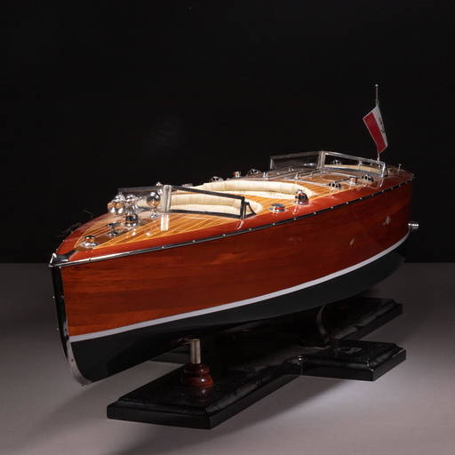 Model Handcrafted Italian Speedboat (#2002) on Feb 11, 2023 | Albinus ...