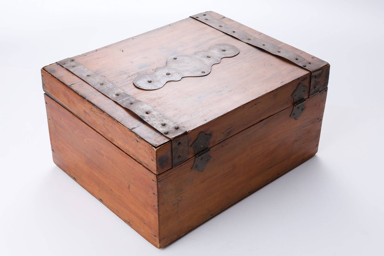 Antique Wooden Storage Box Auction