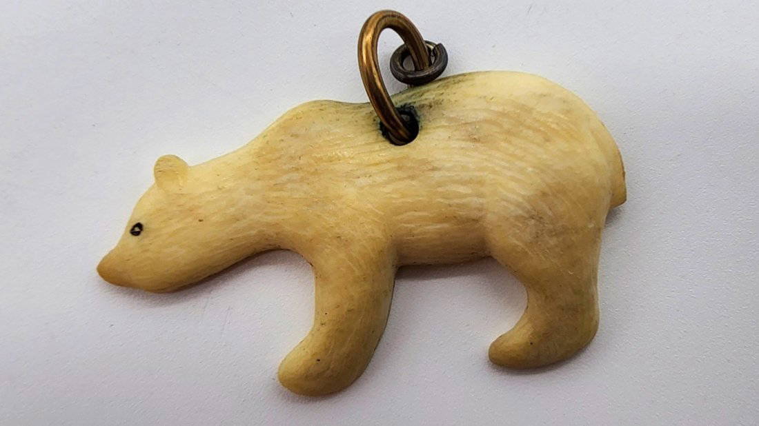 Inuit Necklaces & Pendants for Sale at Auction