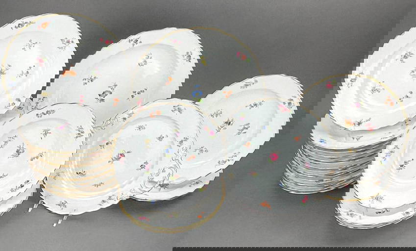 Antique Meissen Scattered Flower, Gilt Edge Tableware, 23 Pcs