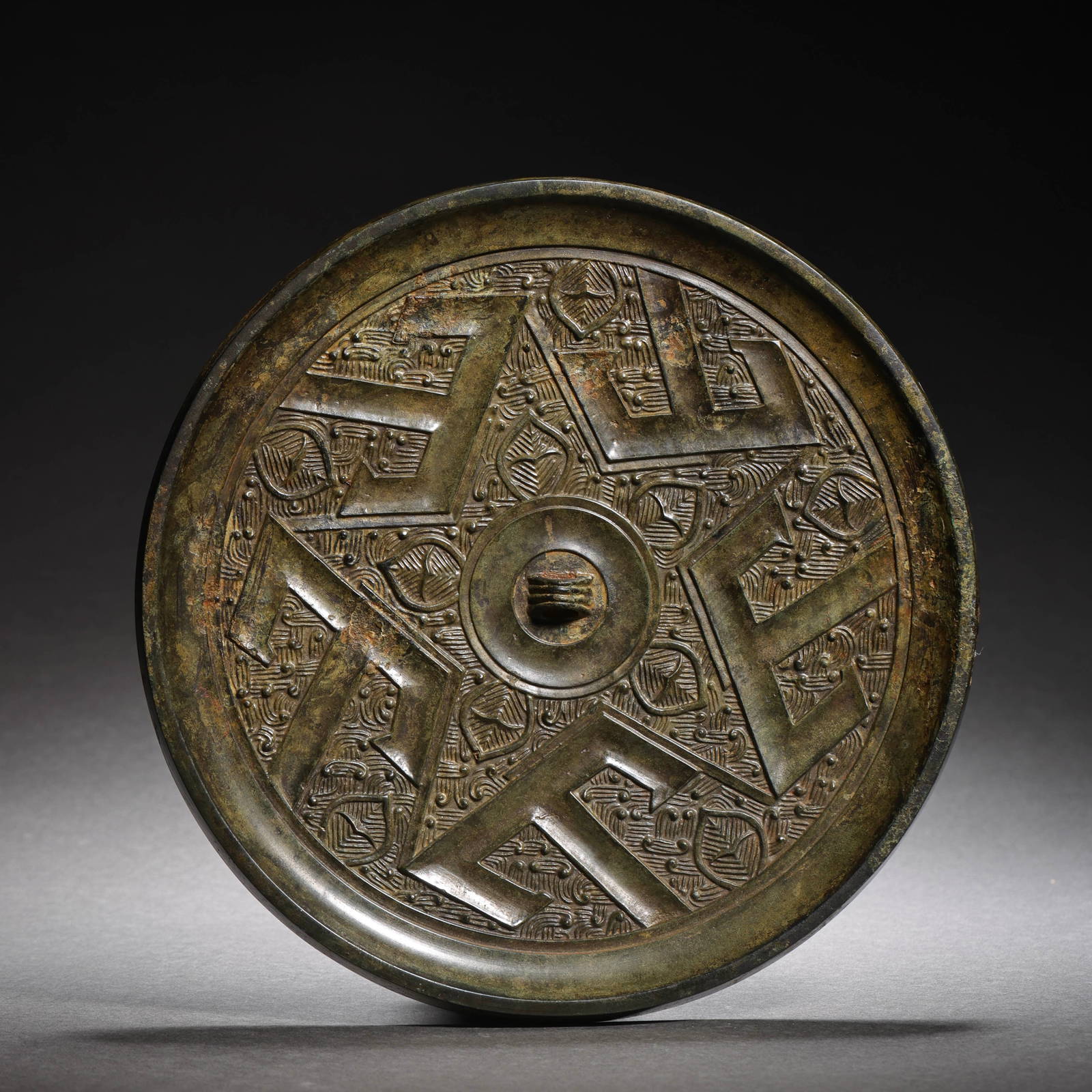 Chinese Tang Dynasty Bronze Five-mountain Mirror Auction