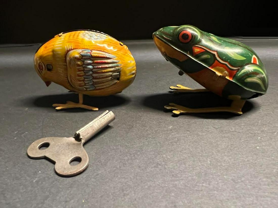 Tin Wind Up Duck And Frog With Key Works!