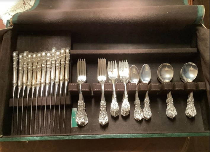 REED & BARTON, FRANCIS THE 1ST STERLING 60 PC SILVER FLATWARE FIRST SET ...