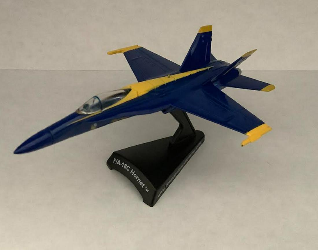 Airplane Model Boeing F 18 Hornet Blue Angels Us Navy Diecast Model