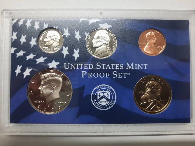 USA, 2000 Proof Coin Set (#0648) on Aug 13, 2022 | Center Stages ...